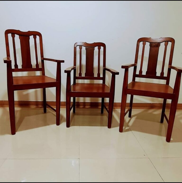 Ergonomic Wooden Chair – Health Harmonii